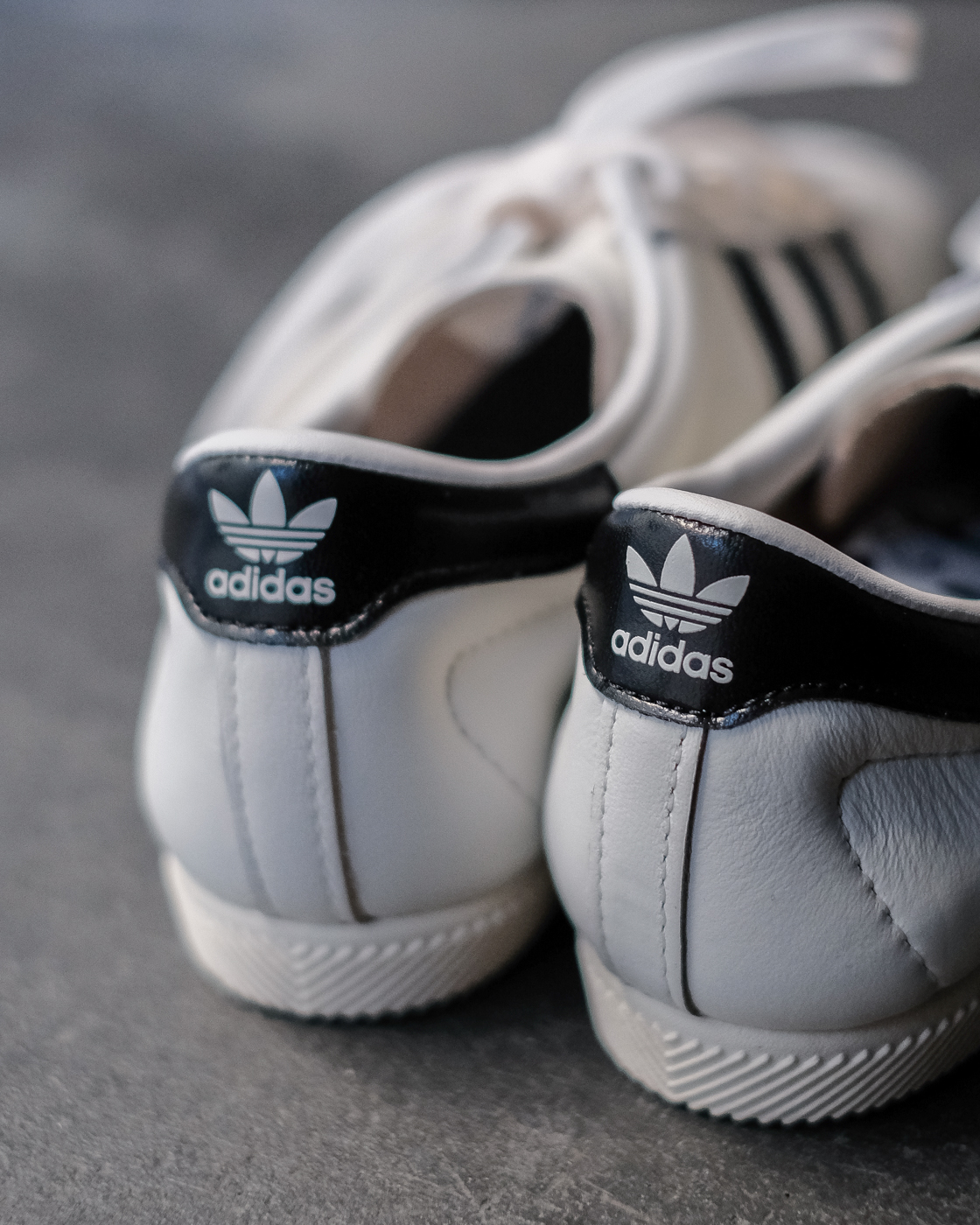 PARIS W col.Core White × Core Black - Sleepy PEOPLE | スリーピーピープル