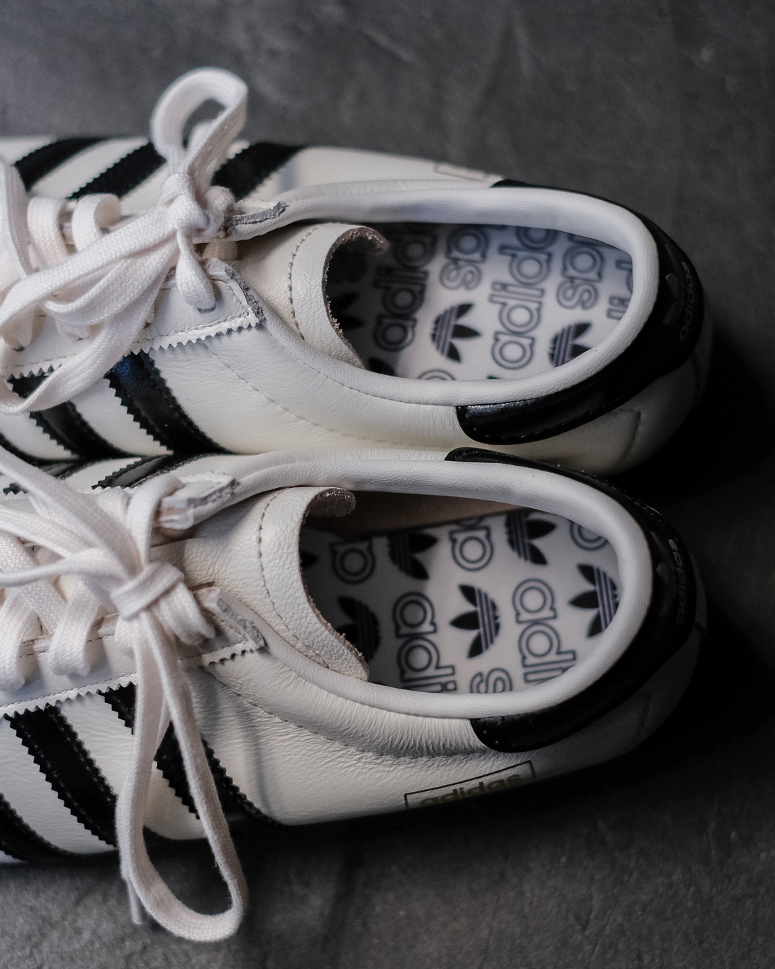 PARIS W col.Core White × Core Black - Sleepy PEOPLE | スリーピーピープル